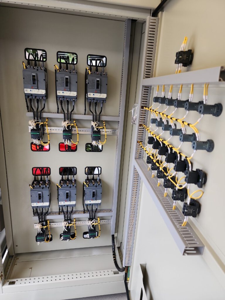 รับประกอบตู้ ATS PANEL ตู้สลับแหล่งจ่าย ประกอบตู้ไฟทุกชนิด